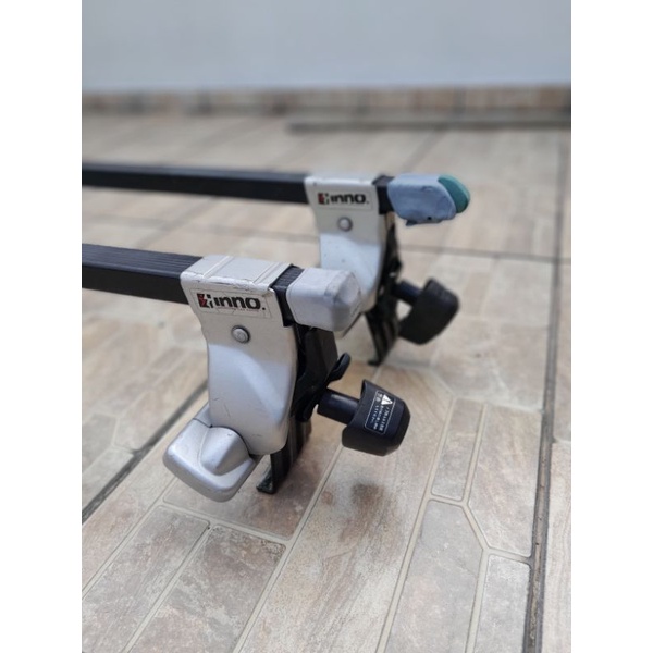 Original Inno Square Bar Rack Made in Japan, complete set comes with a ...