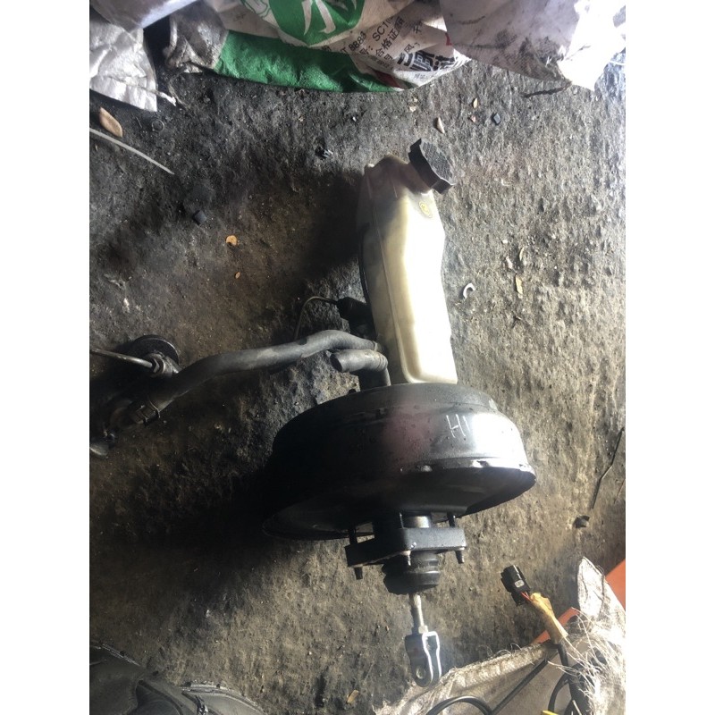 Genuine Hyundai Brake Master pump for Hyundai Grand Starex H1 | Shopee ...