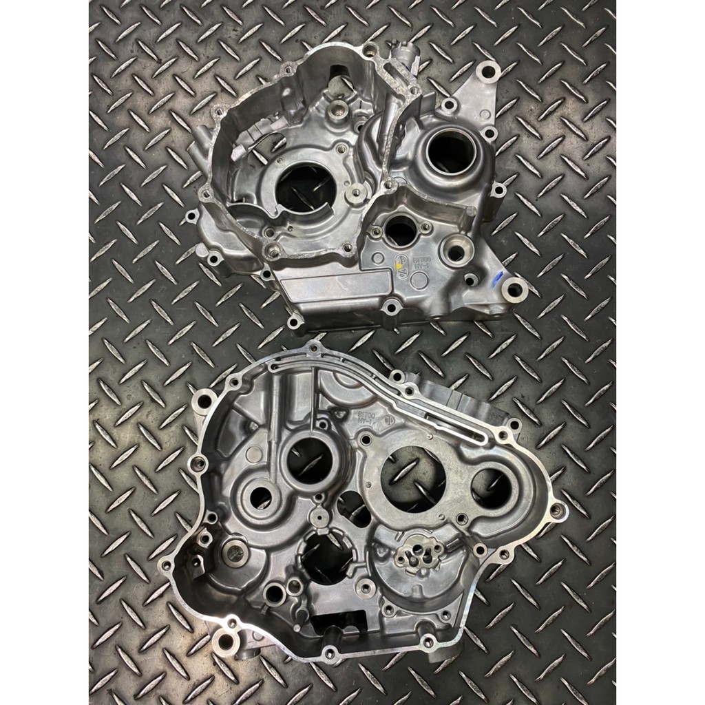 Crankcase Engine Casing Enjin Yamaha Y15ZR Y15 YSUKU Original HLY | Shopee Malaysia