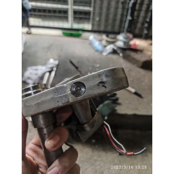 Minimalist handmade Lenitrie Bolt For Triangle/T Top And Bottom ninja ...