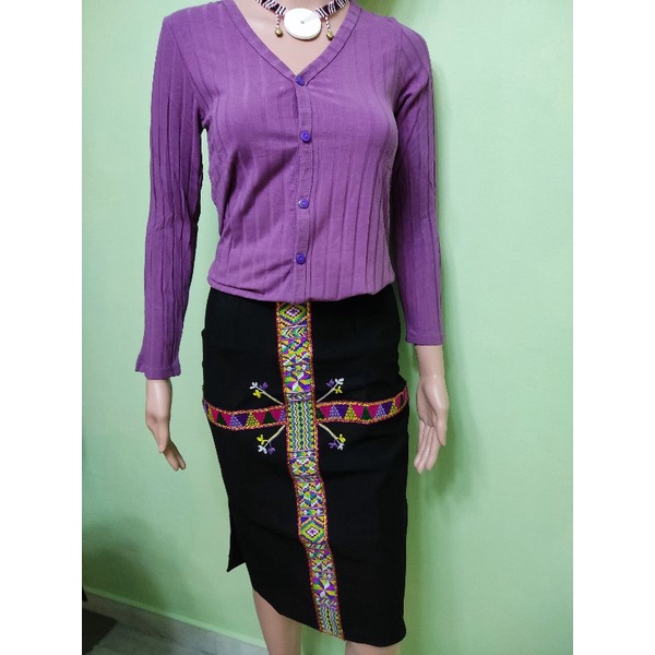 Skirt tradisional modern Sabah/Skirt Rungus (Tidak termasuk sulaw ...