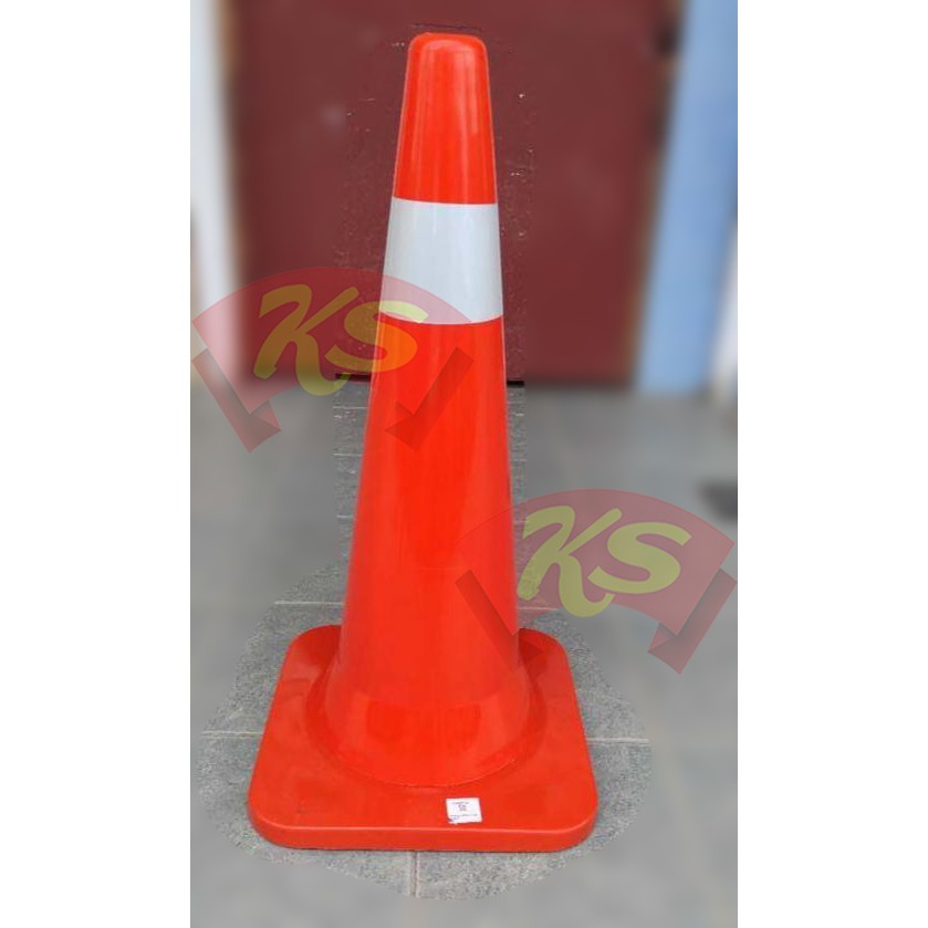 HEAVY DUTY 30” Safety Cone | Shopee Malaysia
