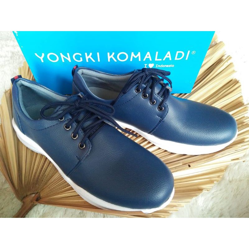 Yongki KOMALADI Shoes ABU | Shopee Malaysia