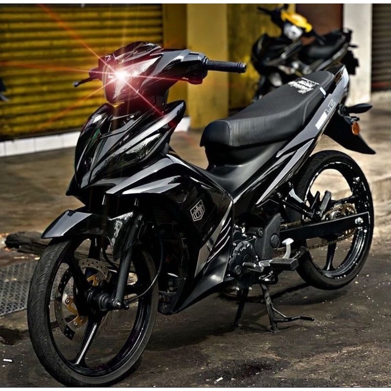 COVERSET LC 135 V2/V3/V4/V5/V6/V7 HITAM METALLIC CHROME SILVER 3D SE🔥 | Shopee Malaysia