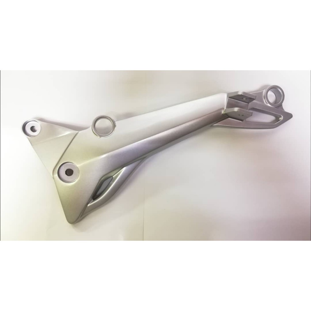 SUZUKI SMASH REVO FOOT REST BRACKET RH | Shopee Malaysia