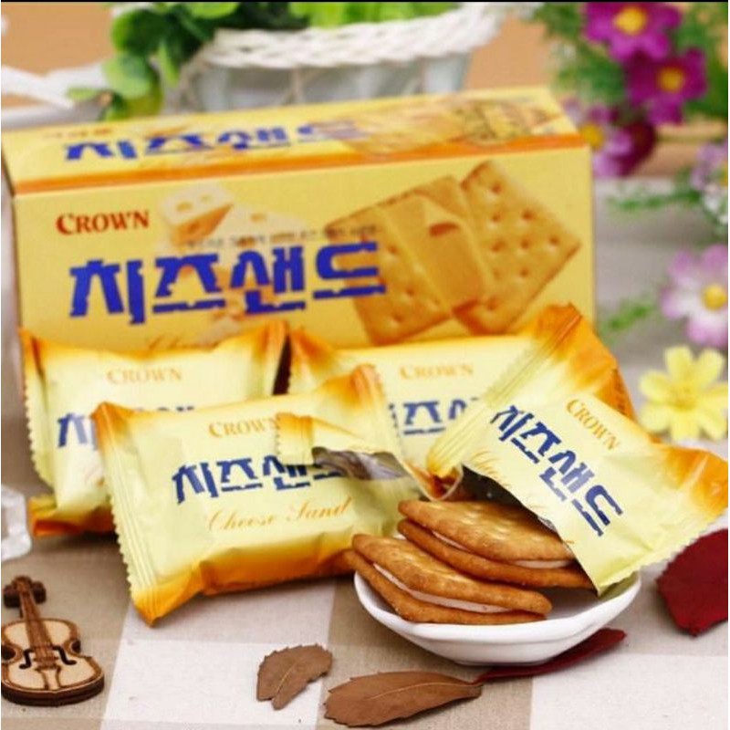 Crown Cheese Sand Crackers Sandwich 60g | Shopee Malaysia