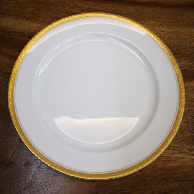 Narumi - Made in Japan Gold Encrusted Band Bone China Dinner Plate ...