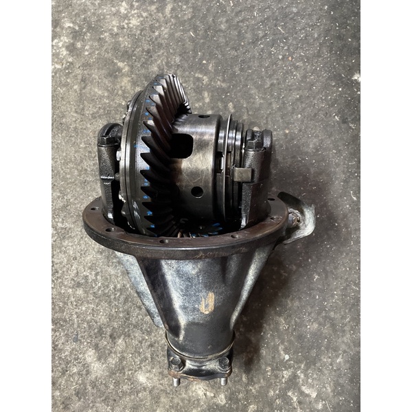 Toyota hilux revo Differential gearbox rear 11x43/12:43/10:41 LD (used ...