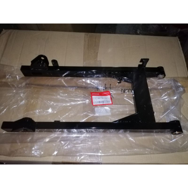HONDA DASH125 ( FI ) DISC REAR SWING FORK ARM ORIGINAL( 52200 - K41 ...