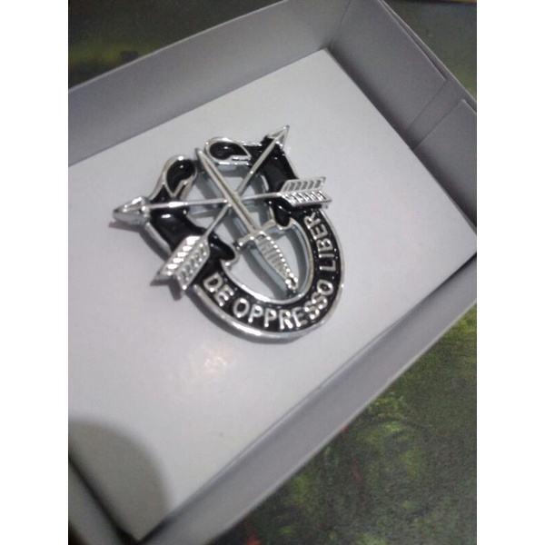 Wing pin Deoppresso liber (US Armi Special Forces) | Shopee Malaysia