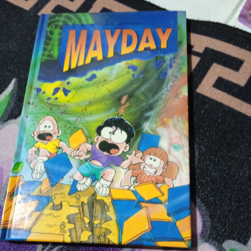 MAYDAY - Bookworm 1993 | Shopee Malaysia