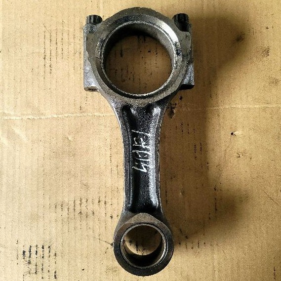Isuzu 4HF1 4HG1 engine connecting rod (USED) conrod con rod | Shopee ...