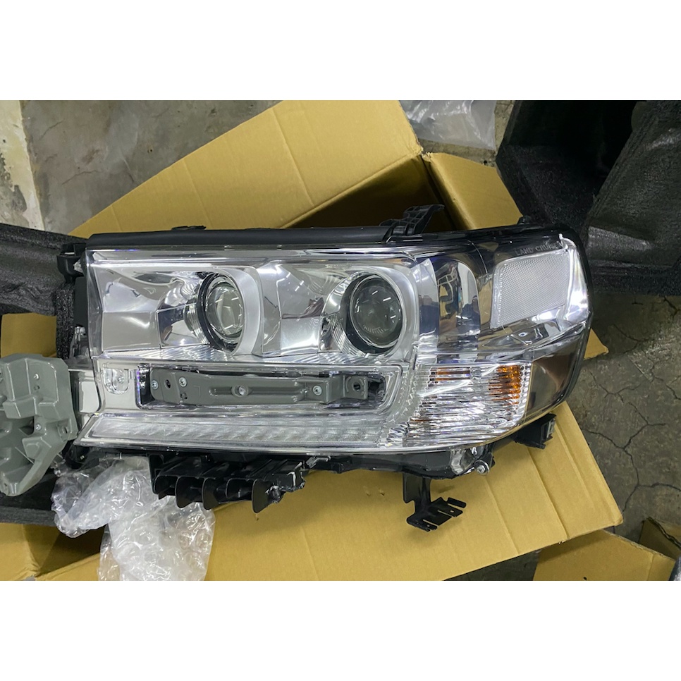 Toyota Land Cruiser LC200 2016 Head Lamp Original | Shopee Malaysia