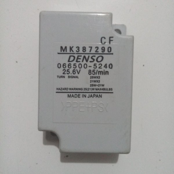 Mitsubishi Canter Flasher Unit Signal Relay 24v 6pin 066500-5240 ...