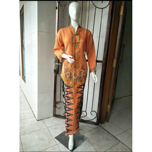 PUTIH Modern Long Sleeve Brocade Kebaya Embroidery Jumbo Modern Betawi ...