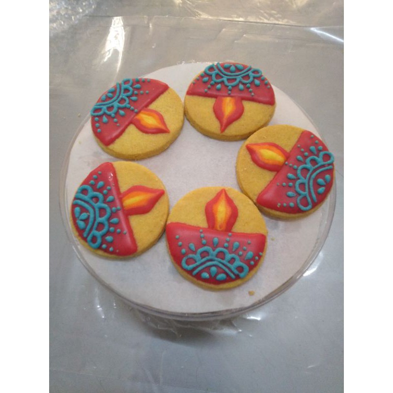 Homemade Deepavali cookies henna fancy decorated Sugar butter Cookies ...