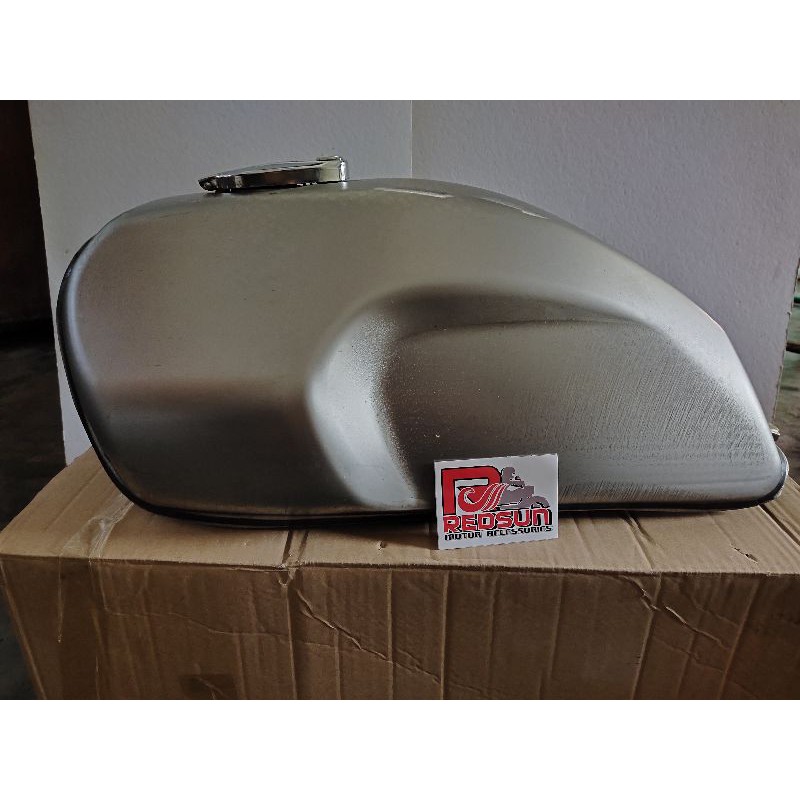 Tank Cafe Racer Classic Cap Custom Virago/Shadow/Vulcan/CMC400/XY400 ...