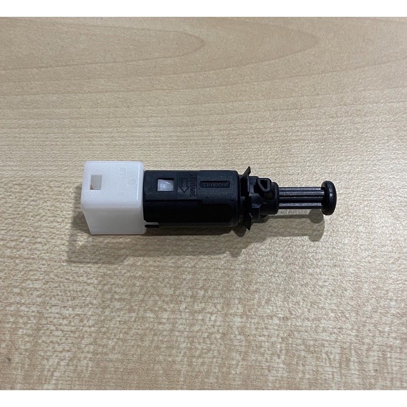 Proton Exora / Saga BLM Brake Lamp Switch - PW822263V2 | Shopee Malaysia