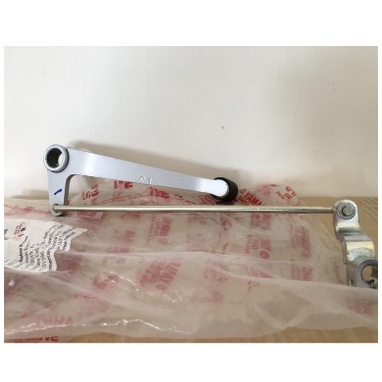 (100% ORIGINAL) YAMAHA R15 GEAR LEVER SET ASSY // BK7-E8110-00 R155 V3 ...