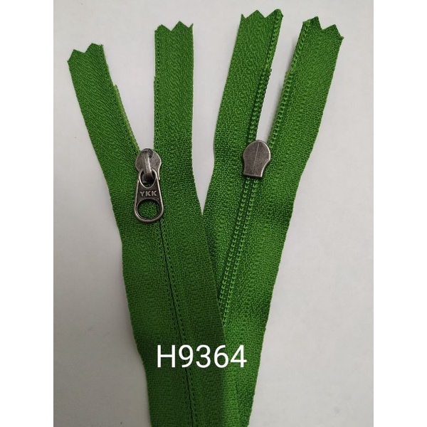 YKK 7.5"~9.5" Reverse Zipper CFC-31 DFBW H3 P12 | Shopee Malaysia