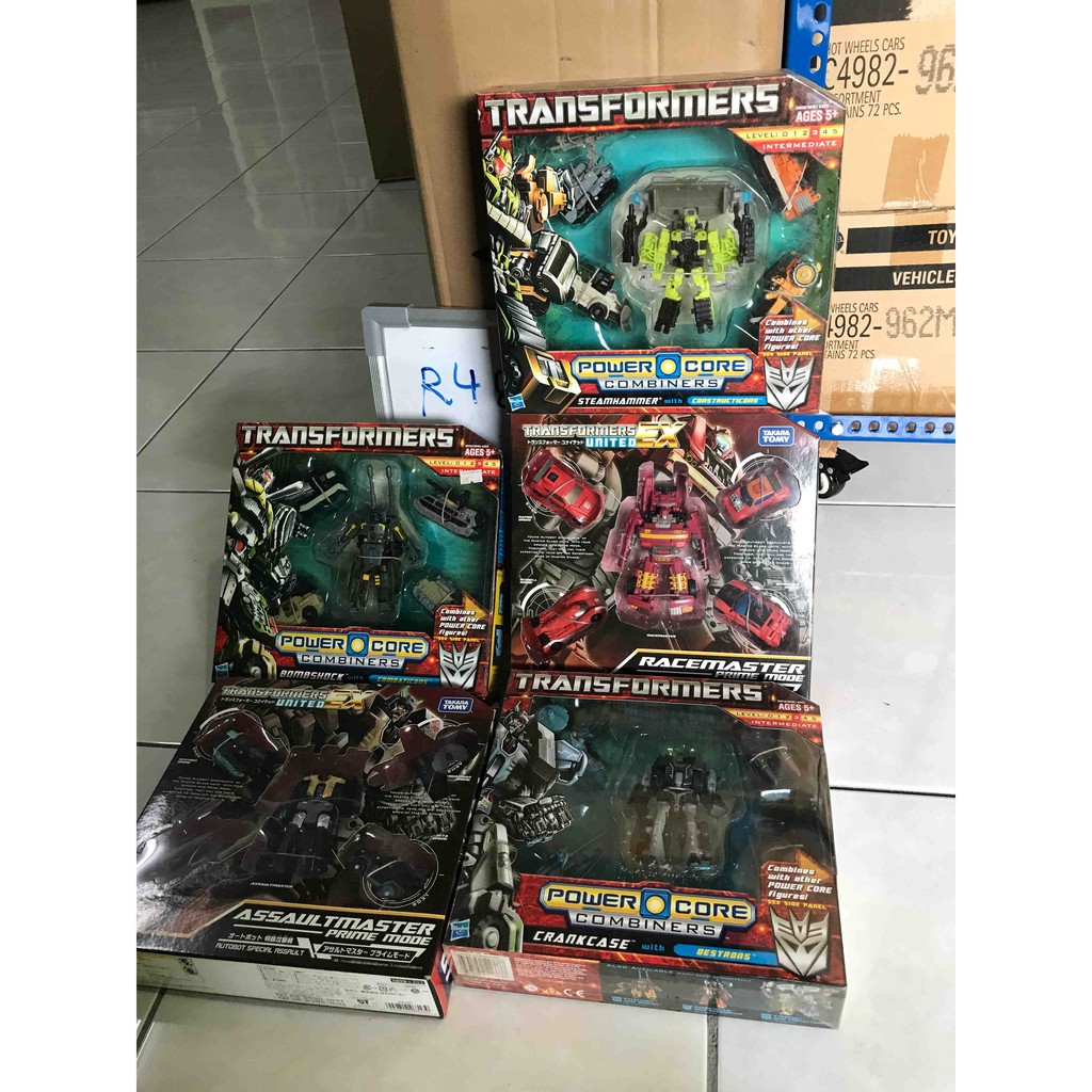 R84 Hasbro Takara Tomy PCC Powercore combiners Steamhammer Bombshock ...
