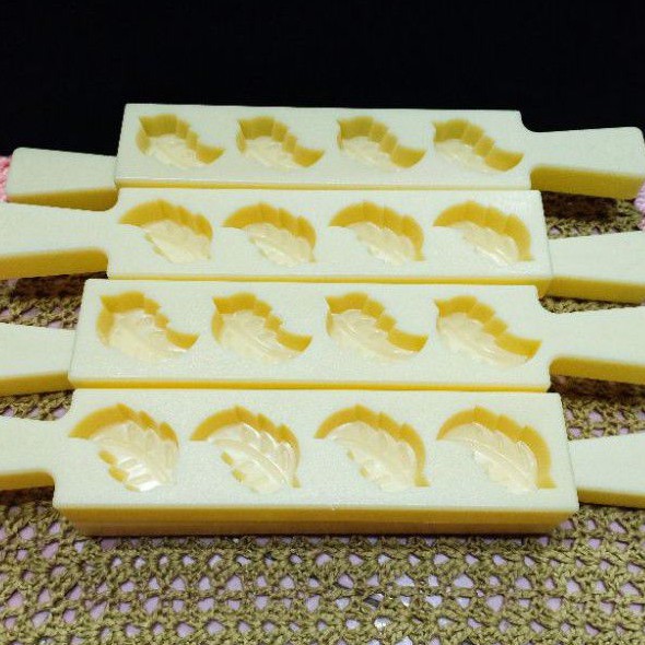 Acuan Putu Kacang Daun/ Plastic Putu Kacang Mould/ Kuih Traditional ...