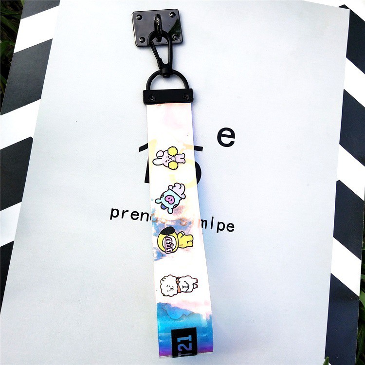 Nametag hologram BTS BT21 17 W1 | Shopee Malaysia