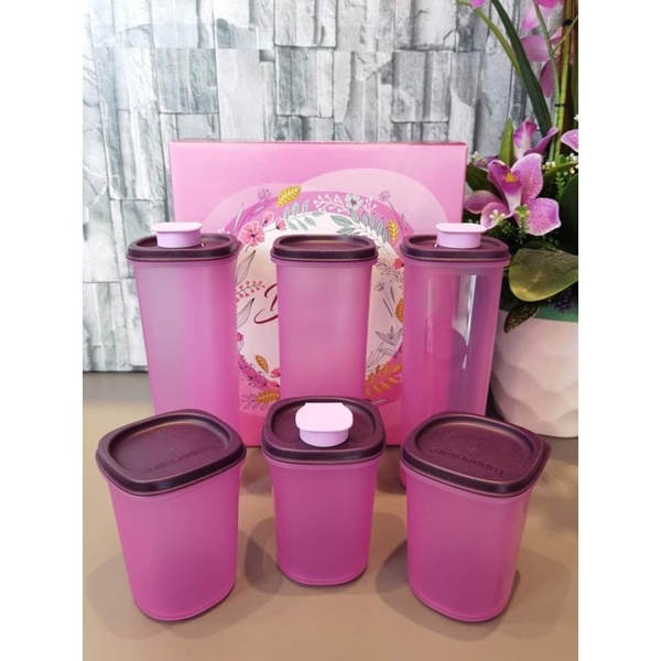 Tupperware Breezy Pour Set of 6 units Large Stor N Pour 3 Units 650ml ...