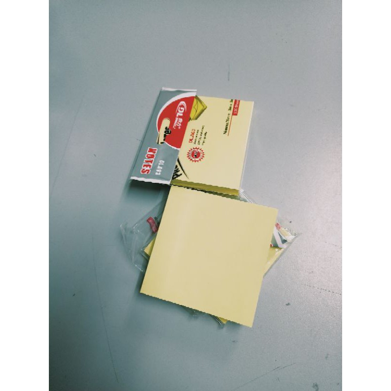 3 x 3 Practical Notes / Post It Pad / Colour Sticky Note / Stick On ...