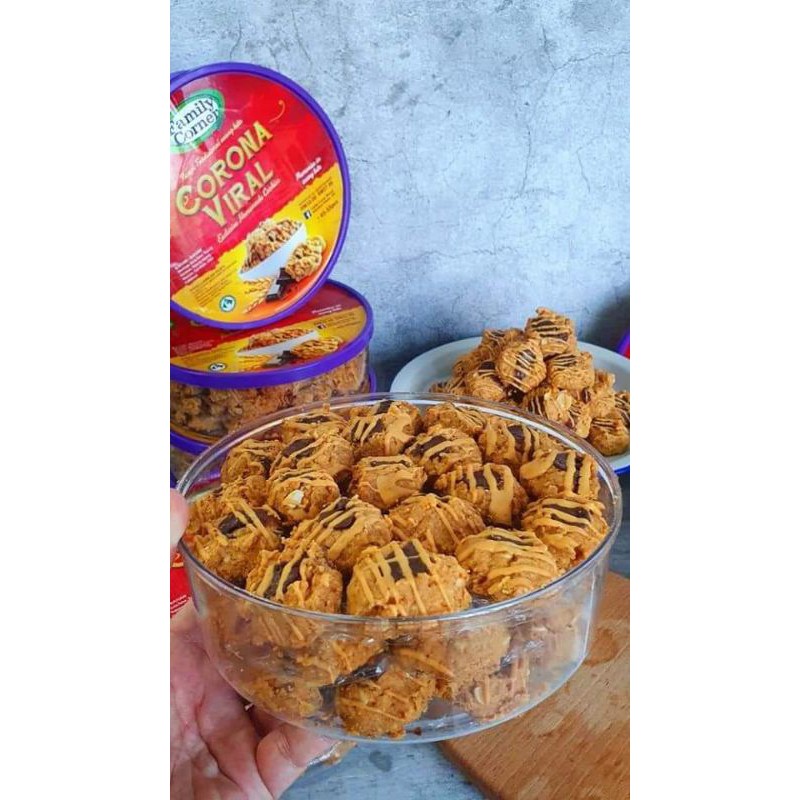 BISKUT CORONA VIRAL FAMILY CORNER | Shopee Malaysia