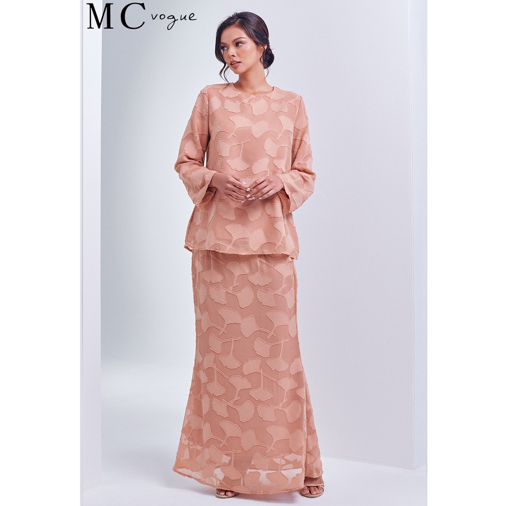 MC Vogue Luna Leaf Texture Baju Kurung Lace Baju Raya 2022 | Shopee ...