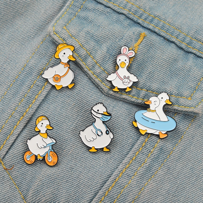 5 Styles Cute Cartoon Duck Lapel Pin Mask Animal Enamel Brooch Backpack ...
