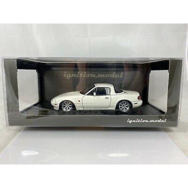 Ignition Model IG0663 1/18 Scale Mazda MX-5 Eunos Roadster (NA) white ...