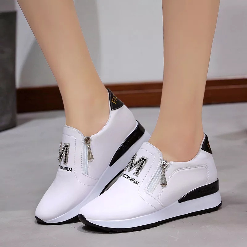 Angela_ Trendy Women's Slip-On Fashion Shoes - BCC | Shopee Malaysia
