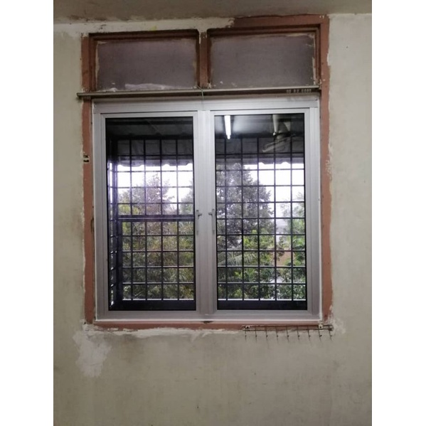 Tingkap Casement saiz standard (4 x 4) atau (1200mm x 1200mm) | Shopee ...