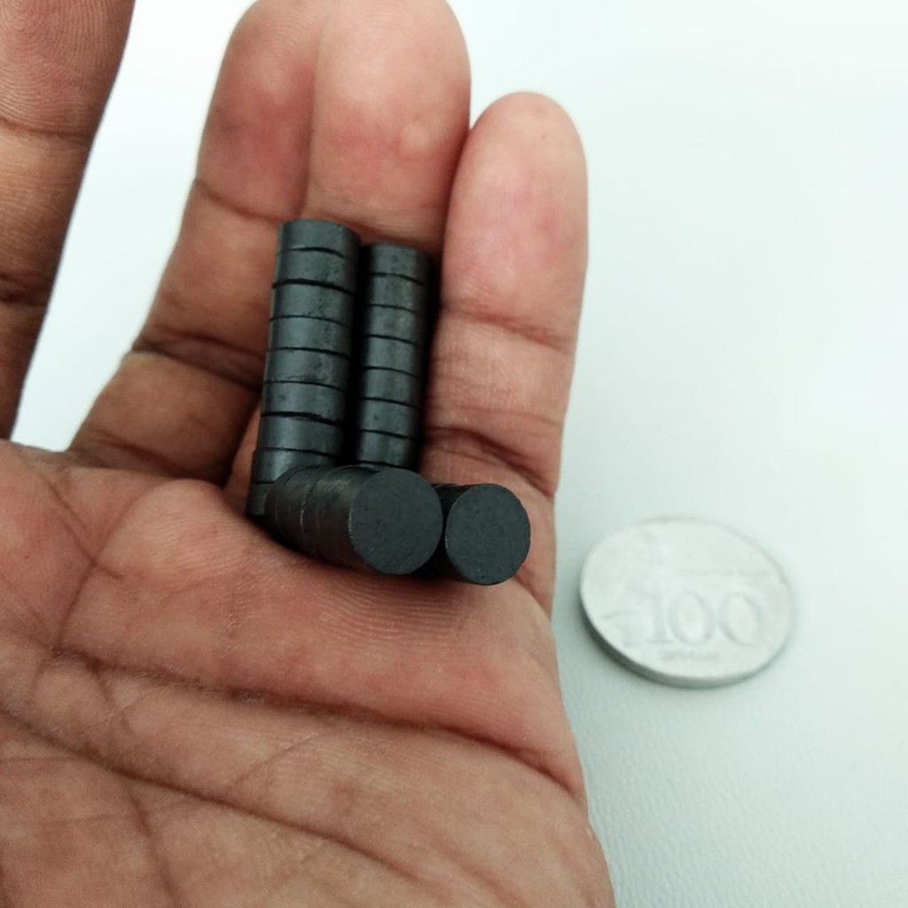 HITAM 60 Seeds Of Black Magnetic Ferrite Ferrite Coin Shape d8x3mm ...