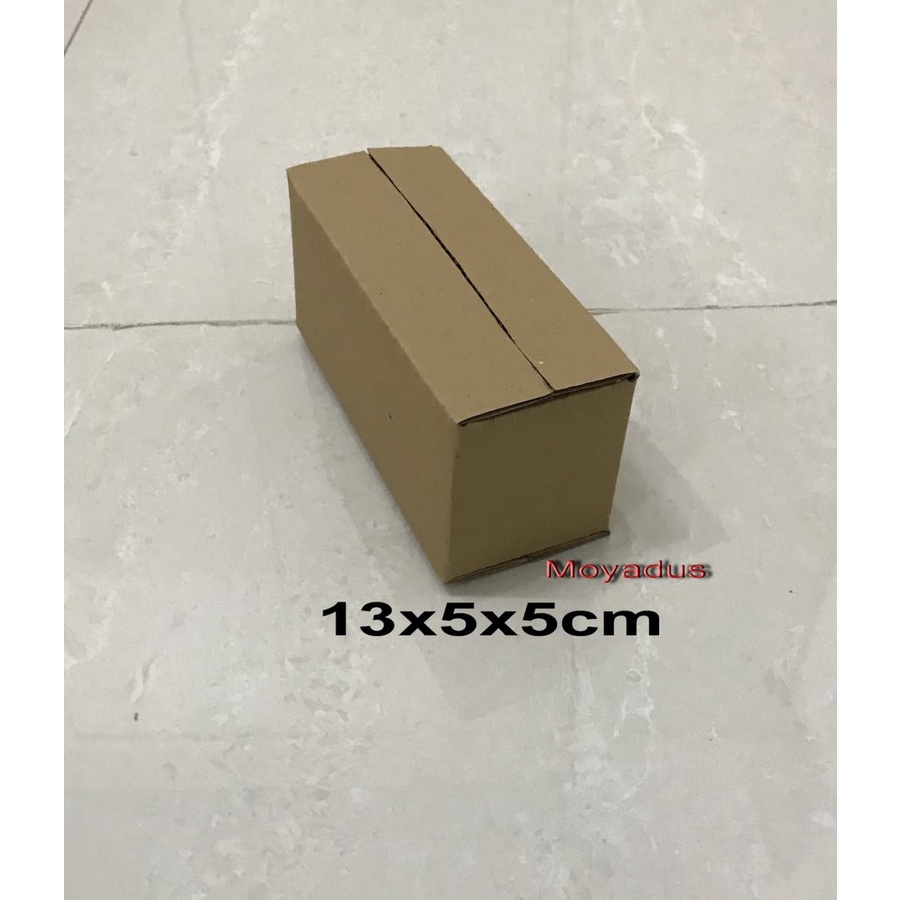 Uk cardboard/carton/box. 13x5x5 cm for packing, thin plain outer box ...