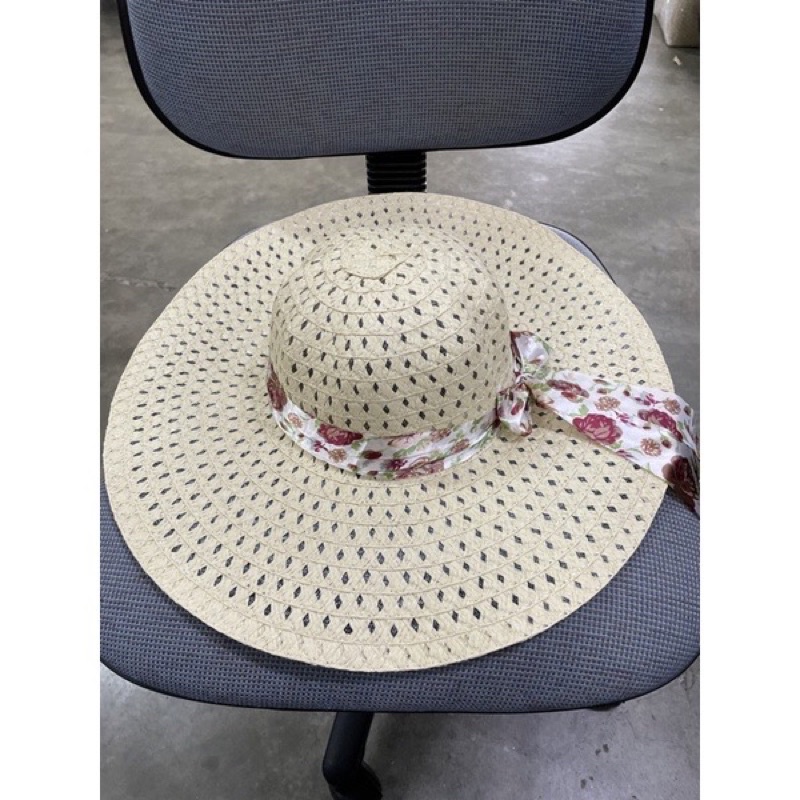 Topi Perempuan Besar Beraneka Warna / Topi Murah / Topi Perempuan ...