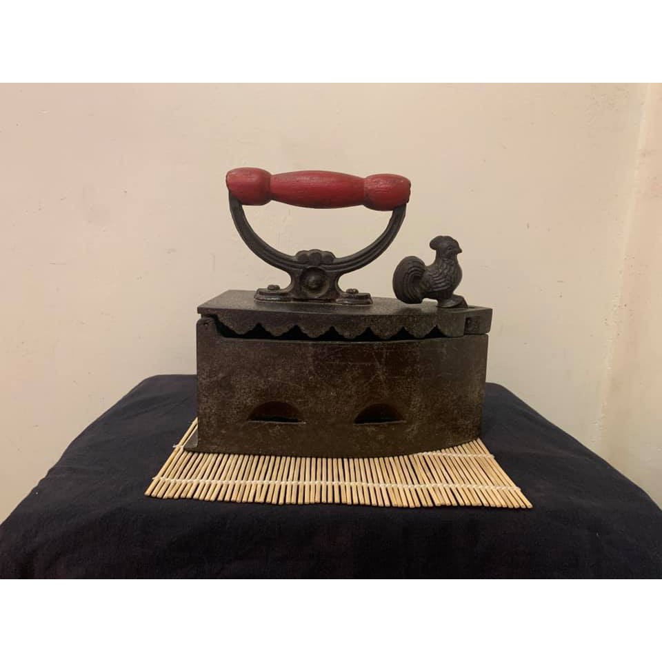 Antique Cast Iron Charcoal Iron Seterika Antik Collectible Rare Piece ...