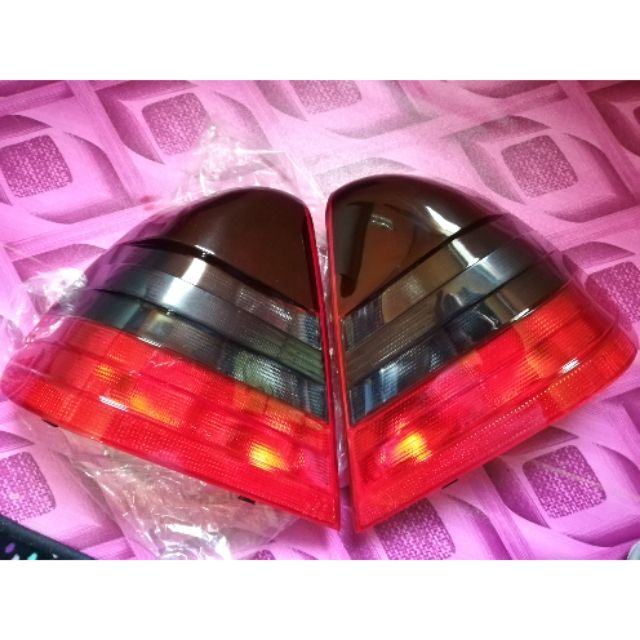Tail light lamp lampu belakang mercedes w202 c200 | Shopee Malaysia