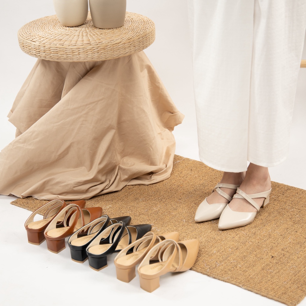 HAPPY2U Kasut Wanita BASIC Aurel Cross Mid Heels | Shopee Malaysia
