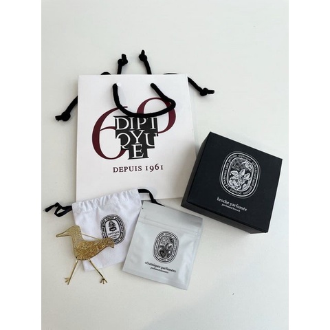 (ORI) EAU ROSE_PERFUMED_BROOCH (WITH PAPER BAG) | Shopee Malaysia
