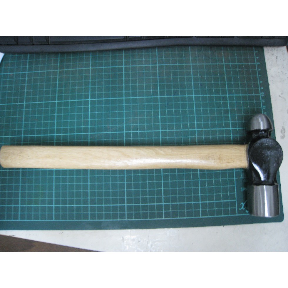 Ball Pein Hammer /Tukul Bola Pein / Wood Handle / Pemegang Kayu 21/2Lbs ...