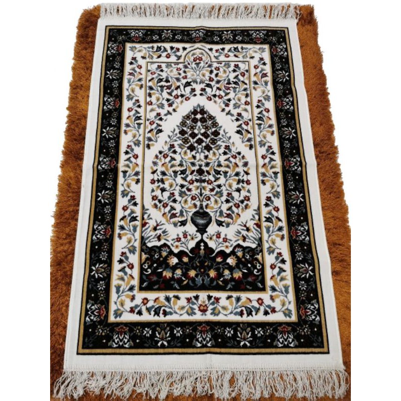 Sejadah MADA Carpets tebal | Prayer Mat | Prayer Rug | Saudi Arabia ...