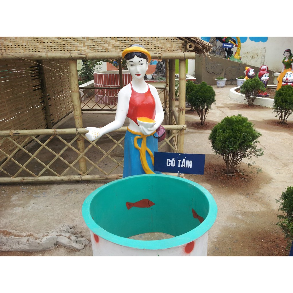 Statue of a girl next to the well, fairy tale | Shopee Malaysia