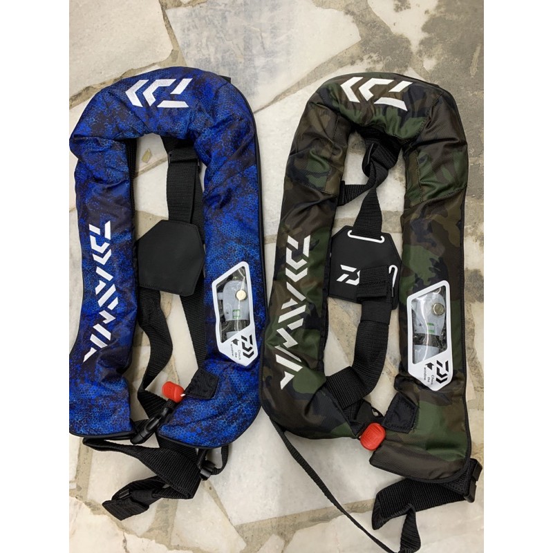 DAIWA AUTO INFLATABLE LIFE JACKET FOR BODY TYPE DF2007&Df2608 | Shopee Malaysia