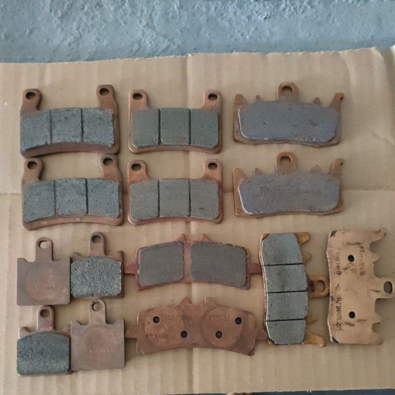 Brake pads Nissin batman, Tokico, Brembo , Stylema,M3, M4, M5, GSX ...