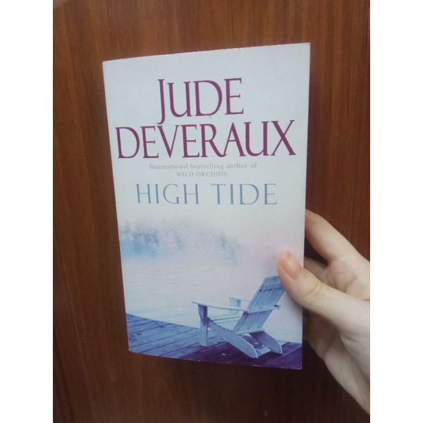 preloved second hand used English book English novel: high tide by Jude ...
