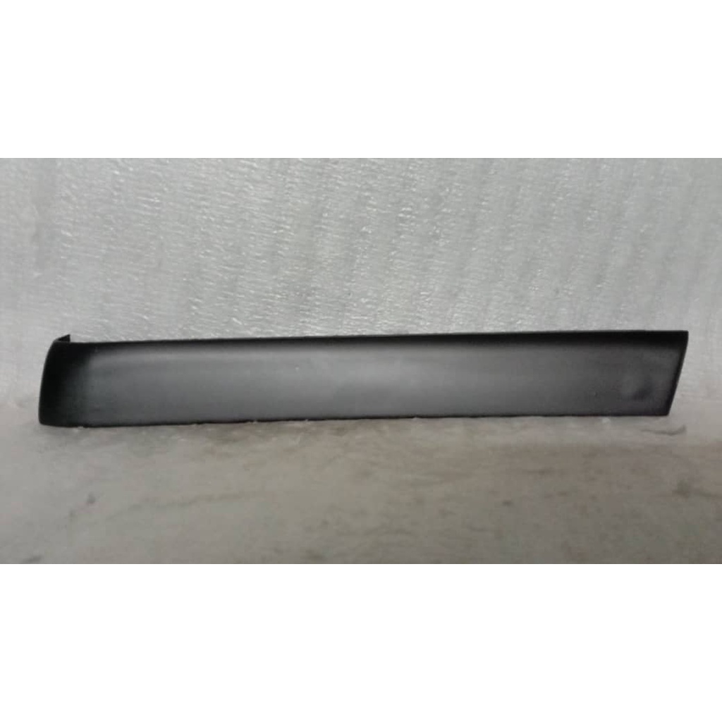 MERCEDES-BENZ W202 FRONT FENDER LOWER MOULDING (ORIGINAL) RIGHT ...