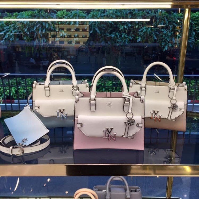 New model LYN bag in bright colors (inbox shop to choose color ...